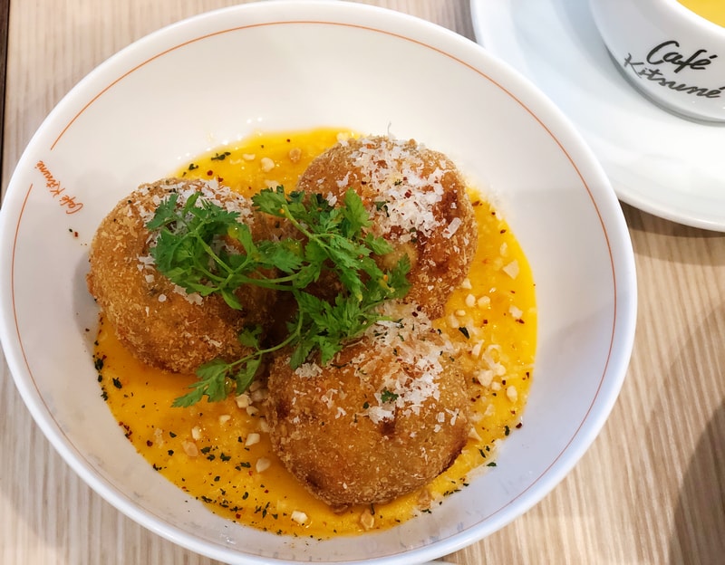 南港咖啡館美食指南｜Café Kitsuné 南港店早午餐、甜點與訂位資訊 – Maji食尚旅圖